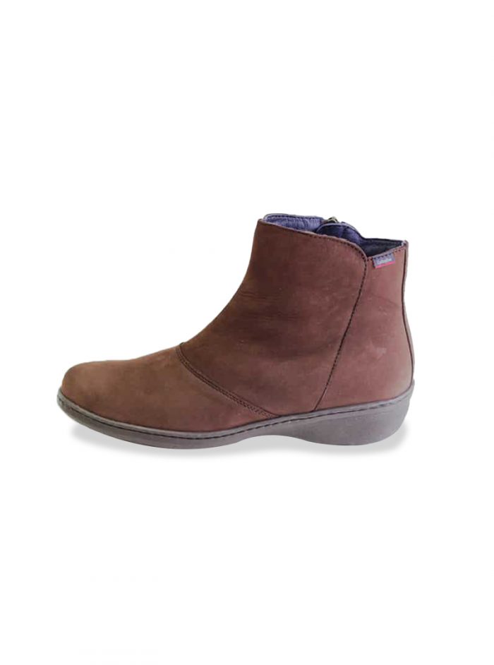 Elena White - Medica Feet